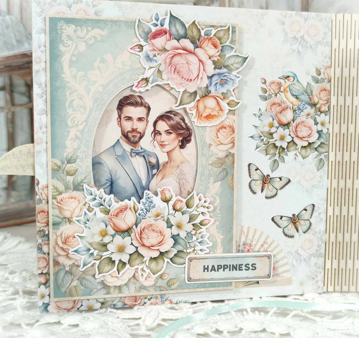 Elizabeth Camera Box and Mini Album : Scrapboys School – Craftables